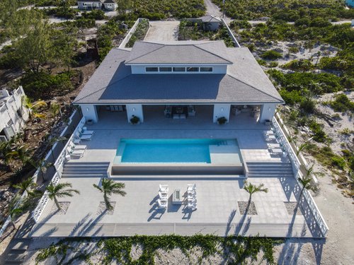 Exuma oceanfront rental, holiday house for rent in Bahamas.